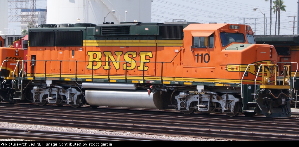 BNSF 110